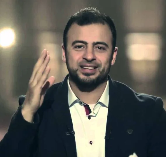 Top 10 Muslims On Social Media You Should Follow In 2018