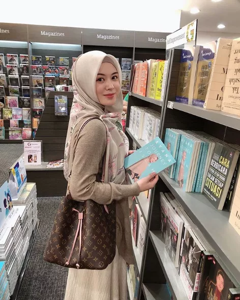 Korean Model and Actress, Ayana Moon Converted To Islam