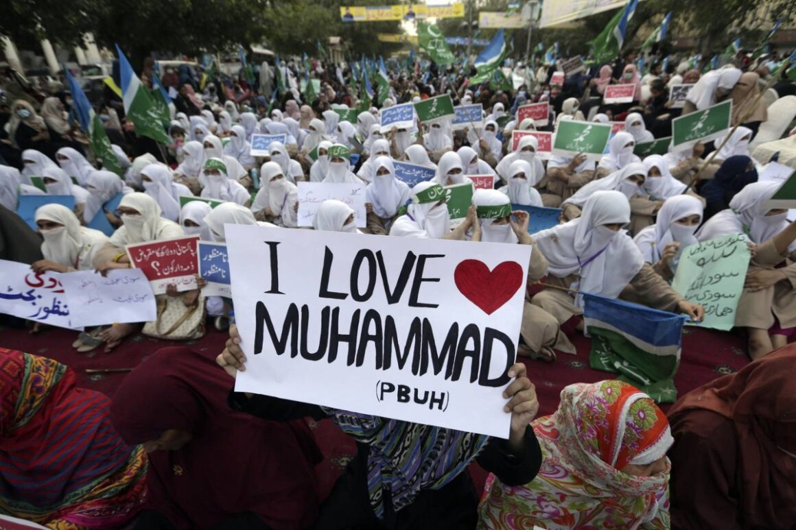 Indian Police Start Arresting Muslims For Protests Over Insulting ...