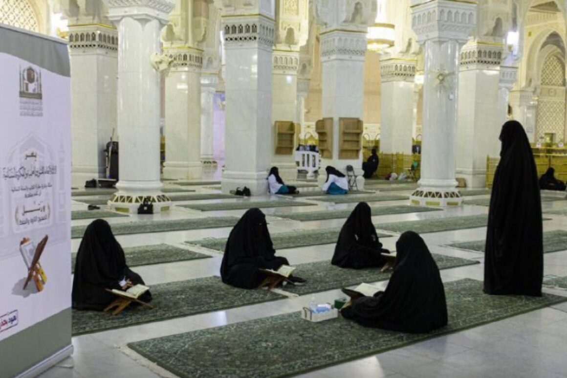 Women's Prayer Areas at Masjid Al Haram Equipped with Robots