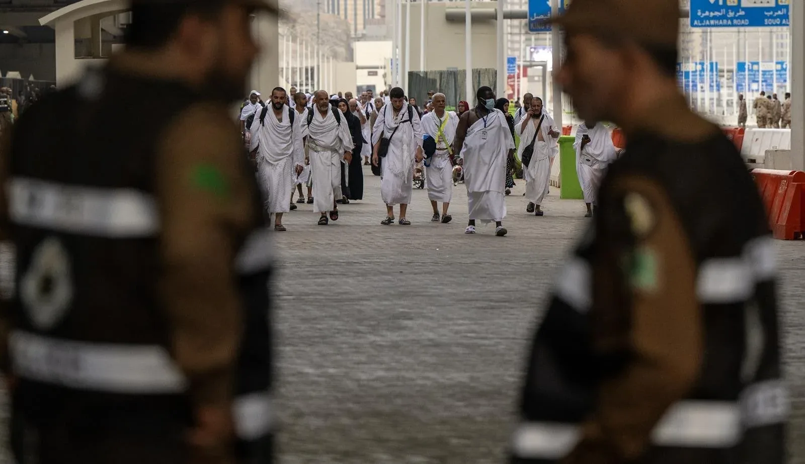 Saudi Arabia Launches Tasreeh Platform For Hajj 2025 Permit Issuance